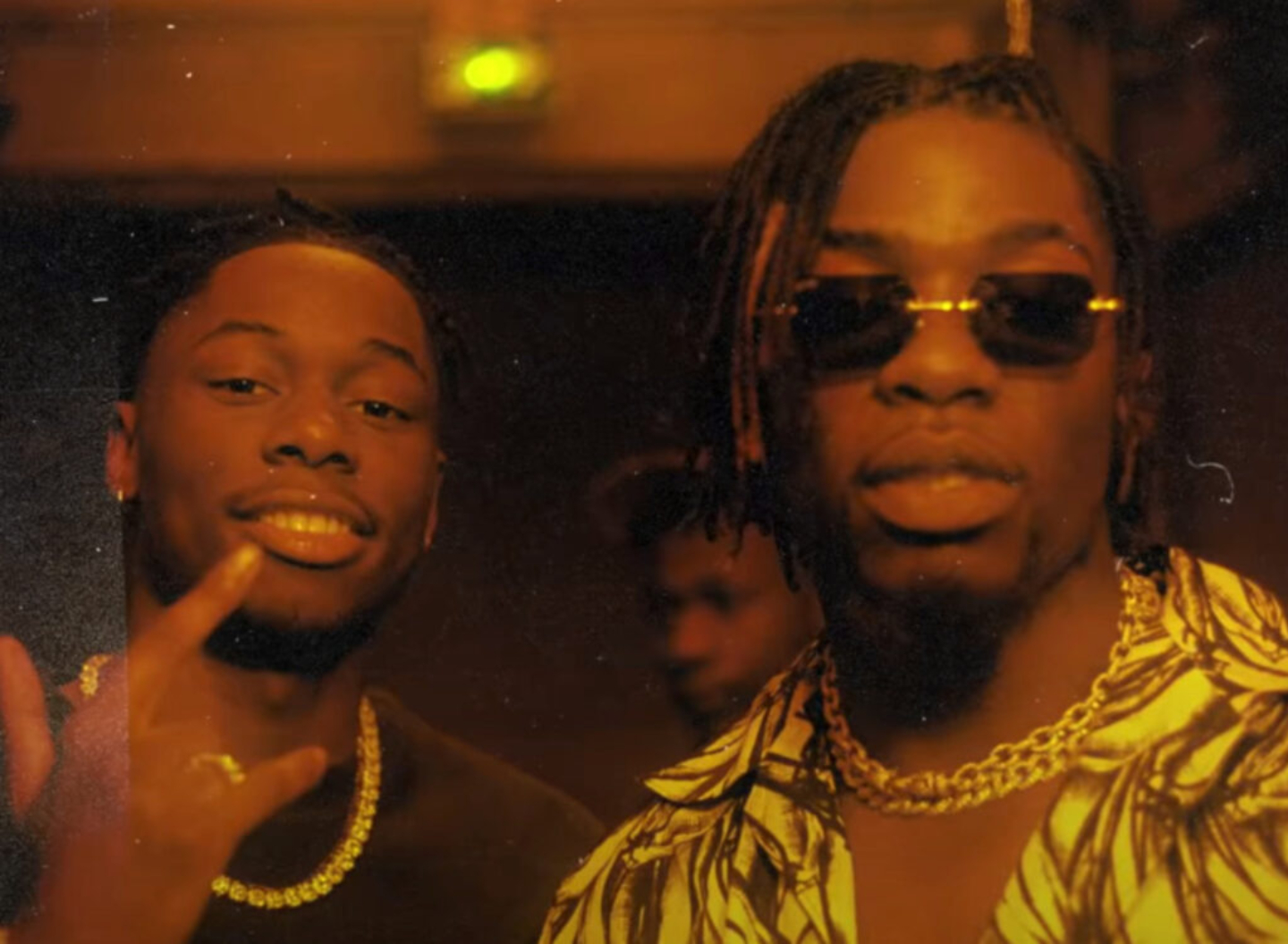 Tiakola et Gazo de nouveau ensemble au studio, un nouveau featuring en ...