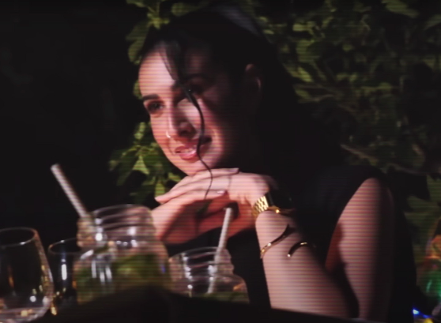 Lyna Mahyem y va Step by Step