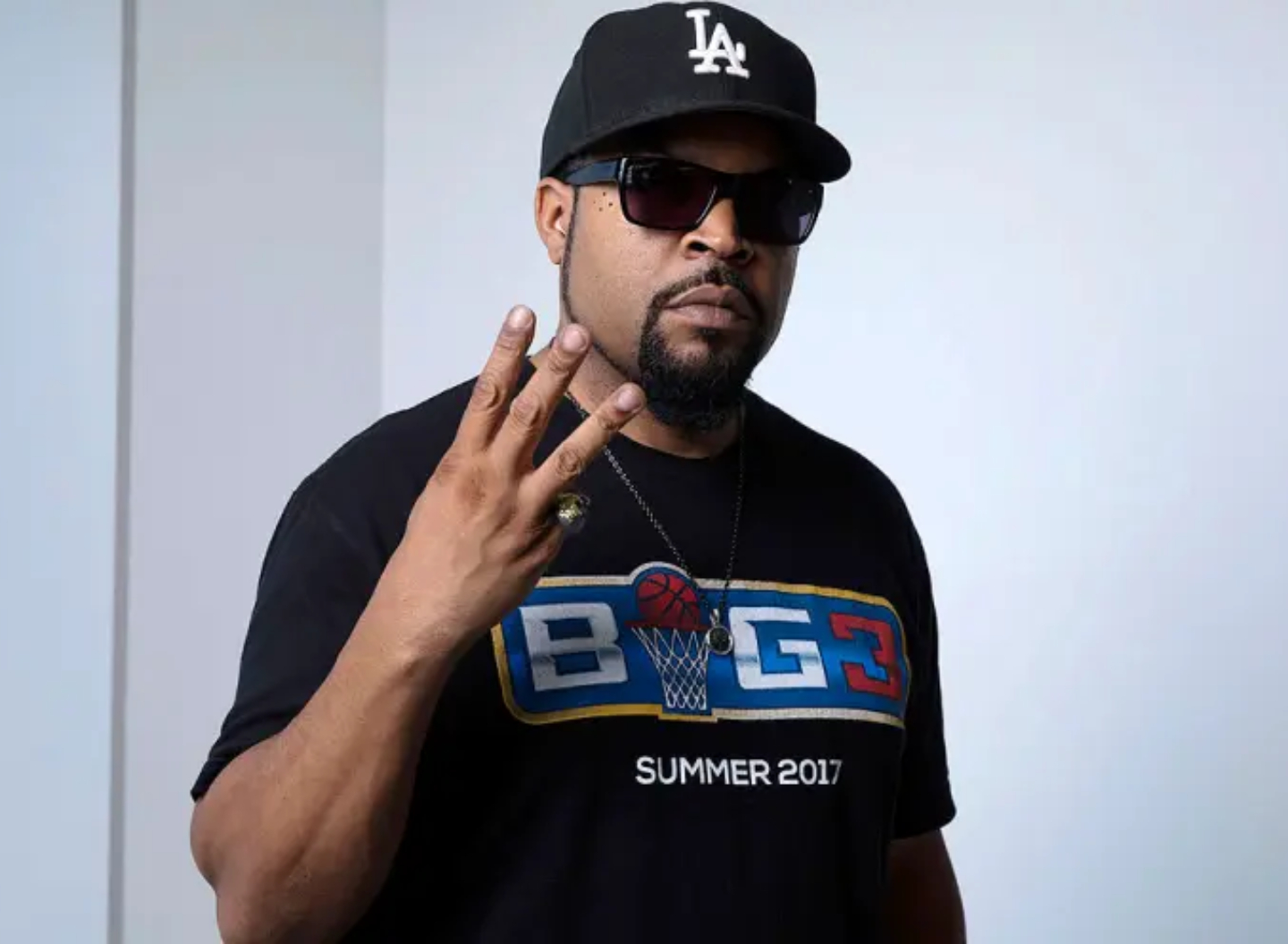 Sur X, Ice Cube s'en prend violemment à Elon Musk