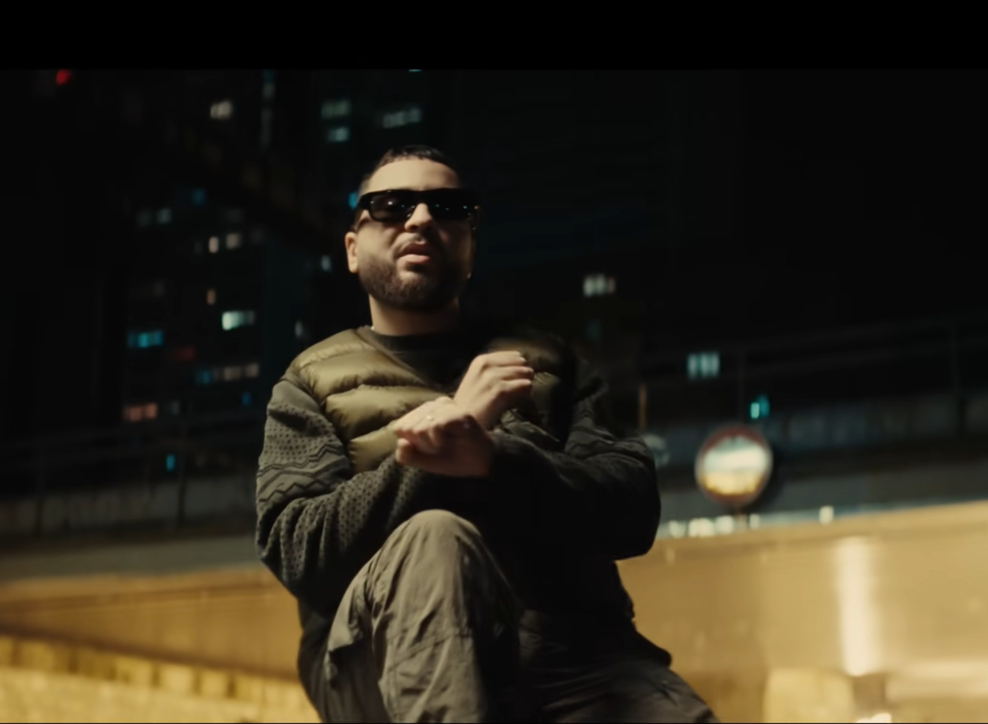 GLK fait du shopping Avec elle