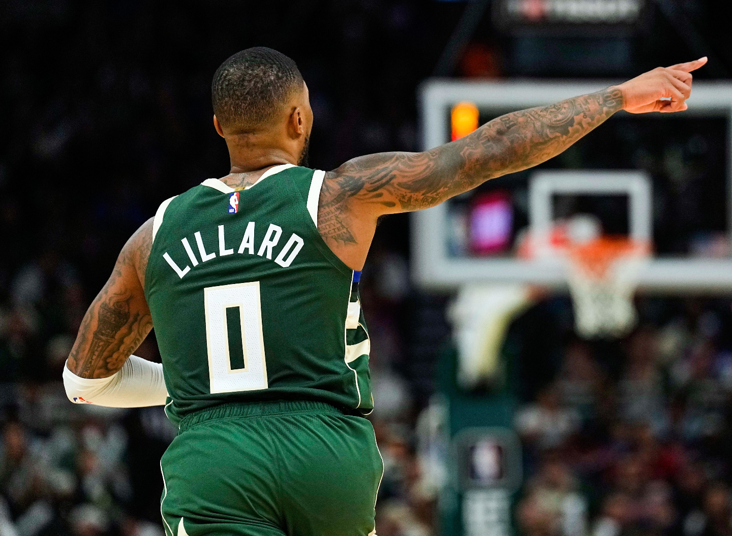39 points et le tir qui scelle le match : Damian Lillard impressionne ...
