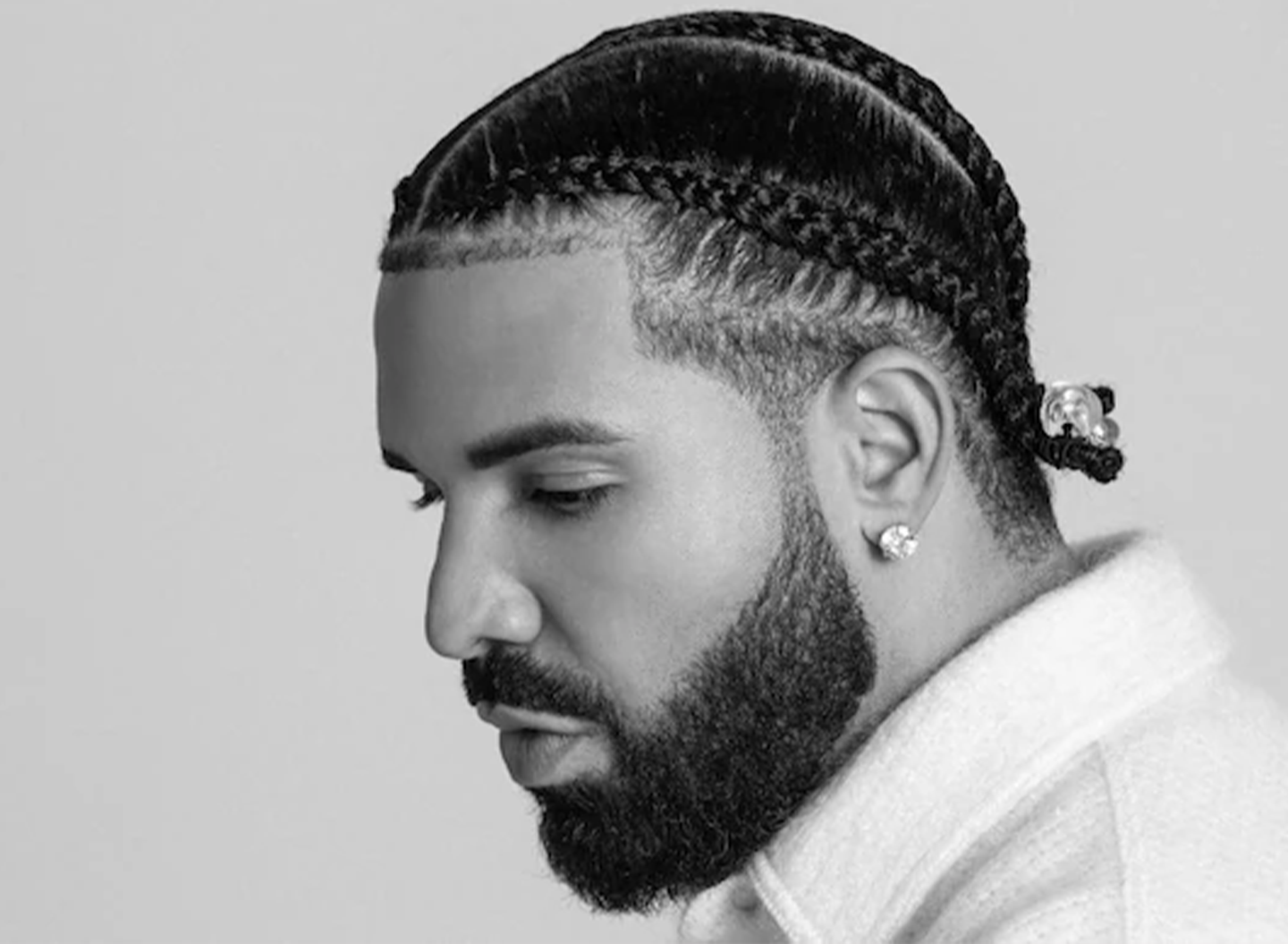 Drake annonce la sortie de Scary Hours 3