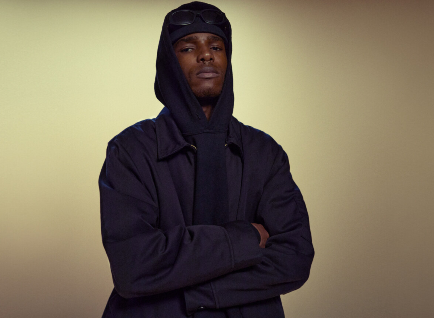 Sur les réseaux sociaux, Roshi dévoile un nouvel extrait inédit