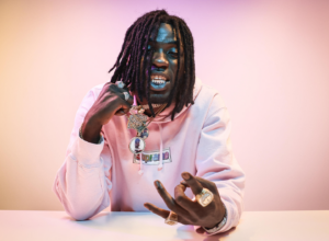 Gazo obtient son 10ème single de diamant et entre dans le top 15 des ...