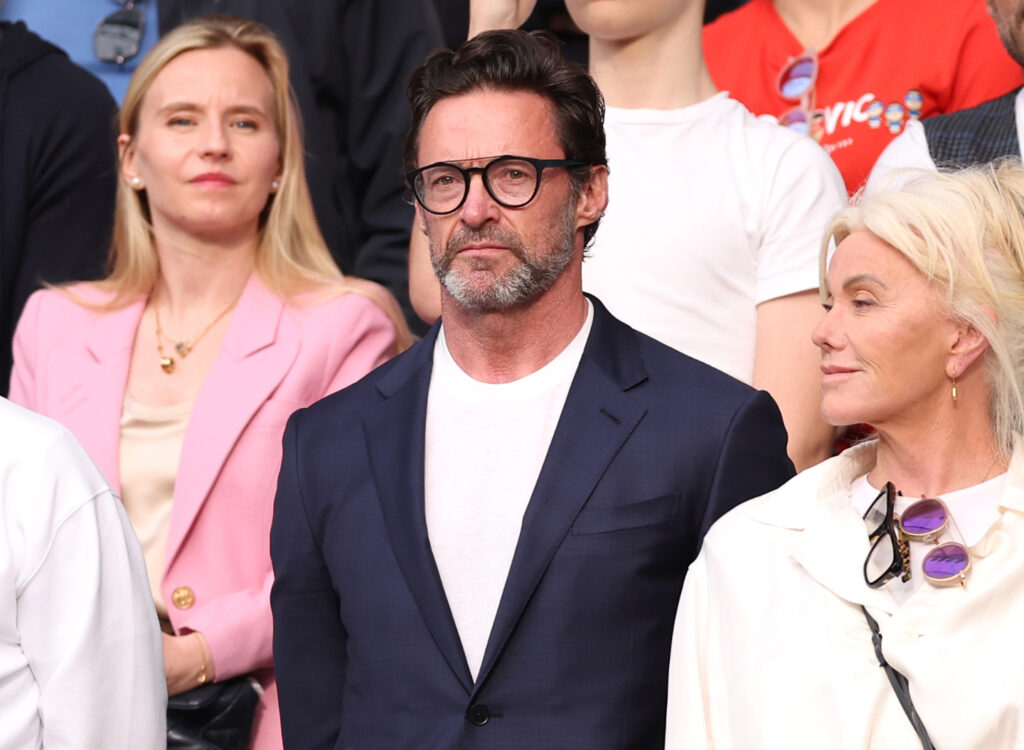 Quand Hugh Jackman se fait recadrer par un vigile le jour de Noël