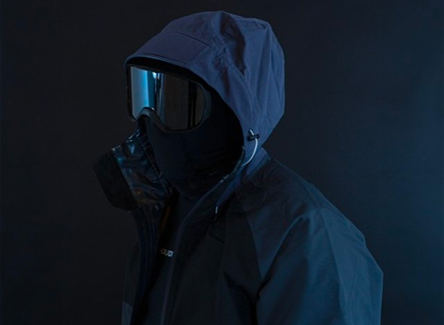 Avec HOOD VOLUME.1, Houdi fait son entrée dans le Top albums