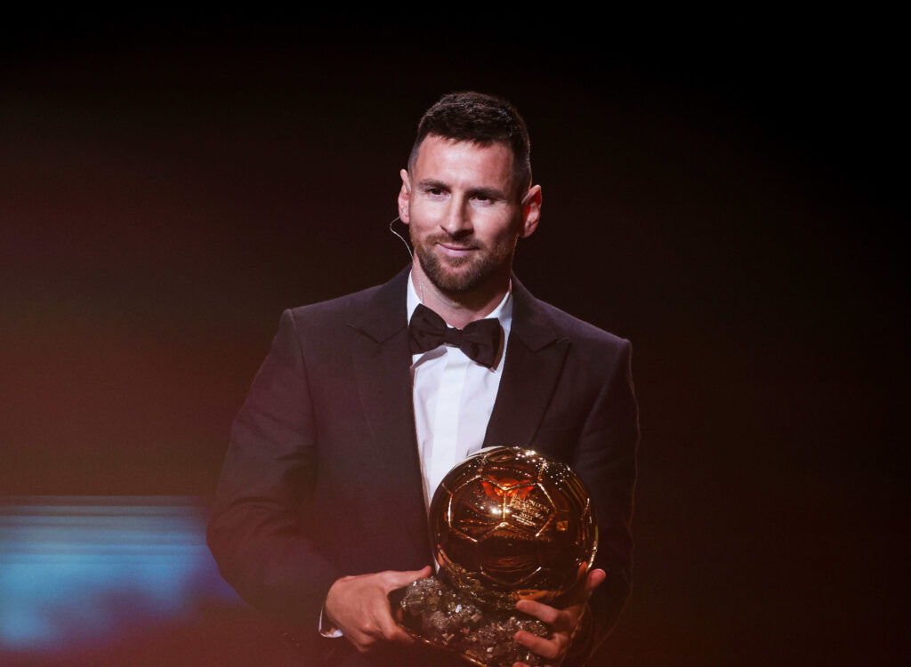 Le Paris Saint-Germain aurait tenté de faire du lobbying auprès de France Football pour que ...