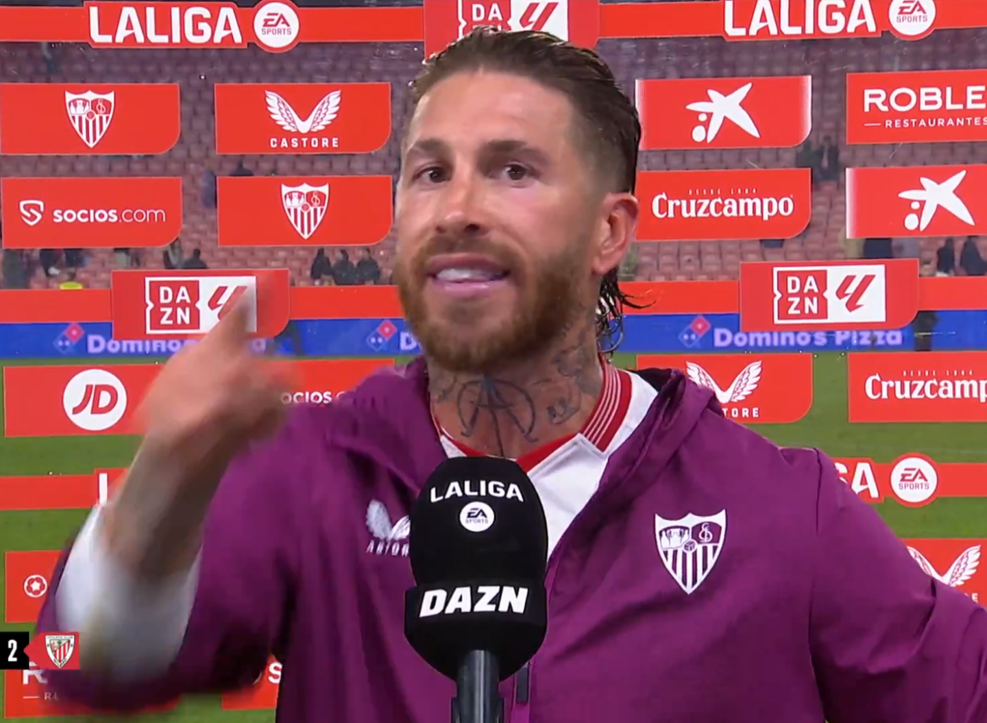 Quand Sergio Ramos s'énerve contre un fan en pleine interview
