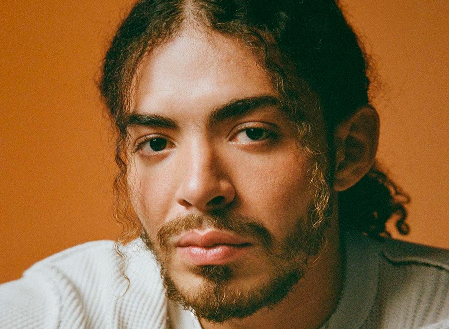 Par surprise, Zamdane dévoile la seconde partie de son album, SOLSAD