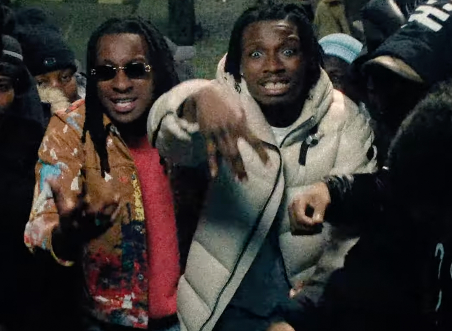 Liim's et La Mano 1.9 découpent avec un scalpel dans P.A.M.P