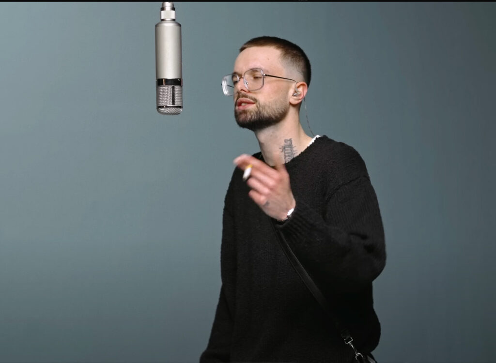 Wallace Cleaver rayonne chez COLORS avec Le Bus